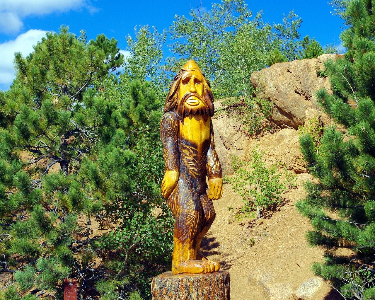 Top 5 American Folklore Monsters – PeachTown